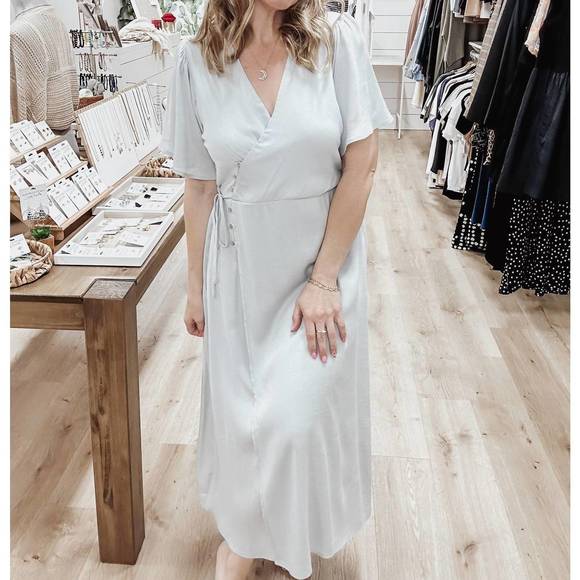 Gilli | Dresses | New Gilli Half Sleeve Button Detail Wrap Dress In ...